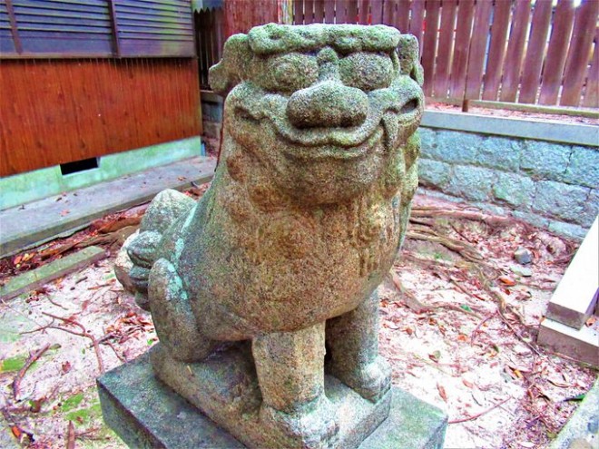 脱力系?石工・権兵衛の「笑う狛犬」をめぐる奈良の旅｜eltha(エルザ)