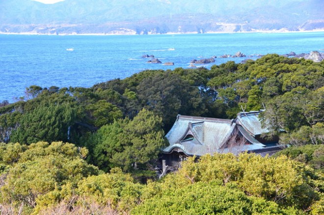 地球の丸さを実感!和歌山・串本「潮岬灯台」と「樫野埼灯台」｜eltha(エルザ)