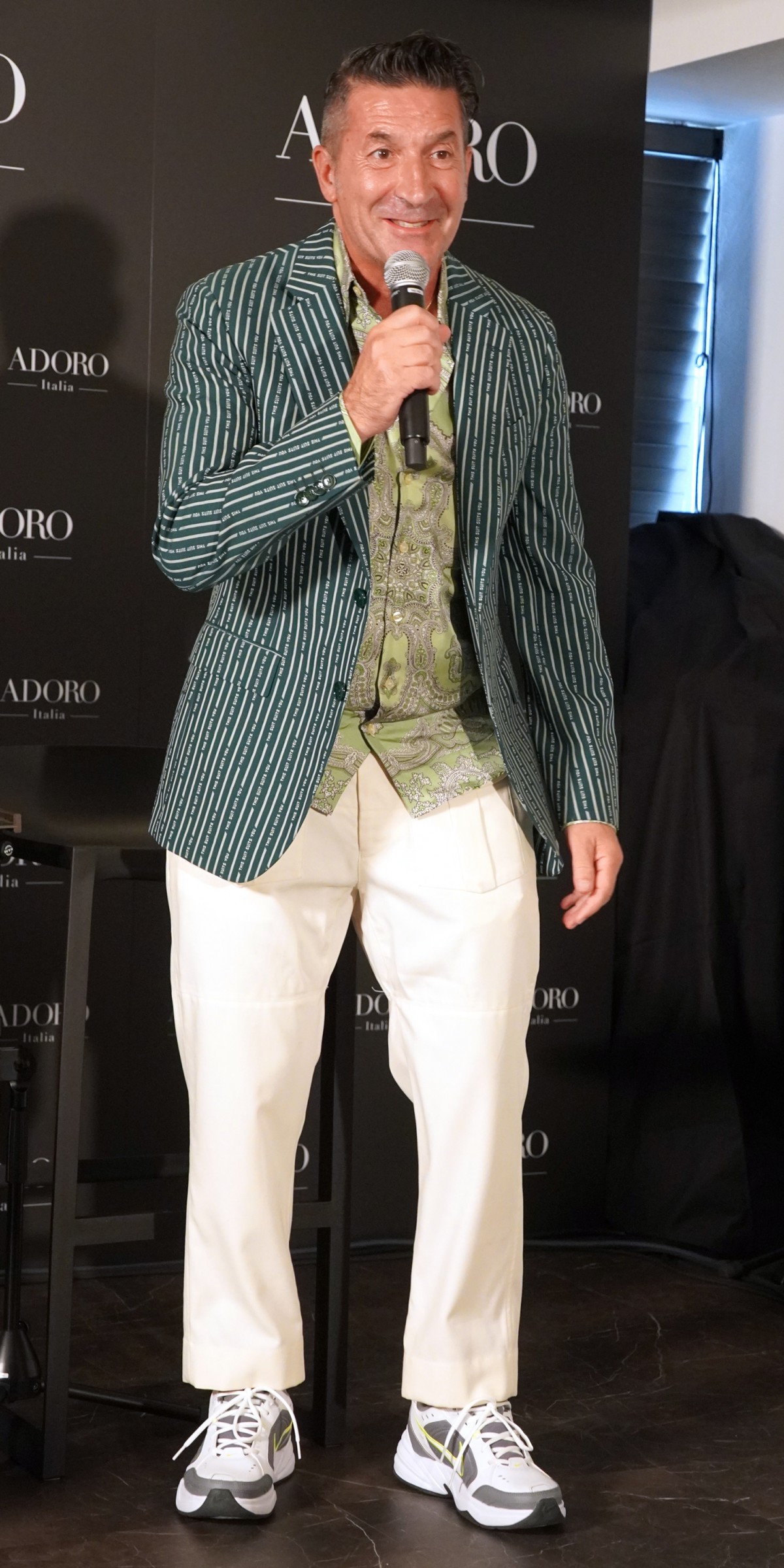 オ・マンソク 水着カレンダー