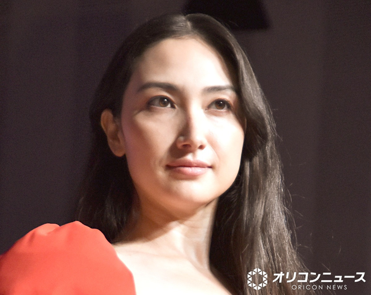 画像・写真 | 香椎由宇、21歳で結婚を決断した理由明かす「このお仕事していると…」 1枚目 | オリコンニュース（ORICON NEWS）