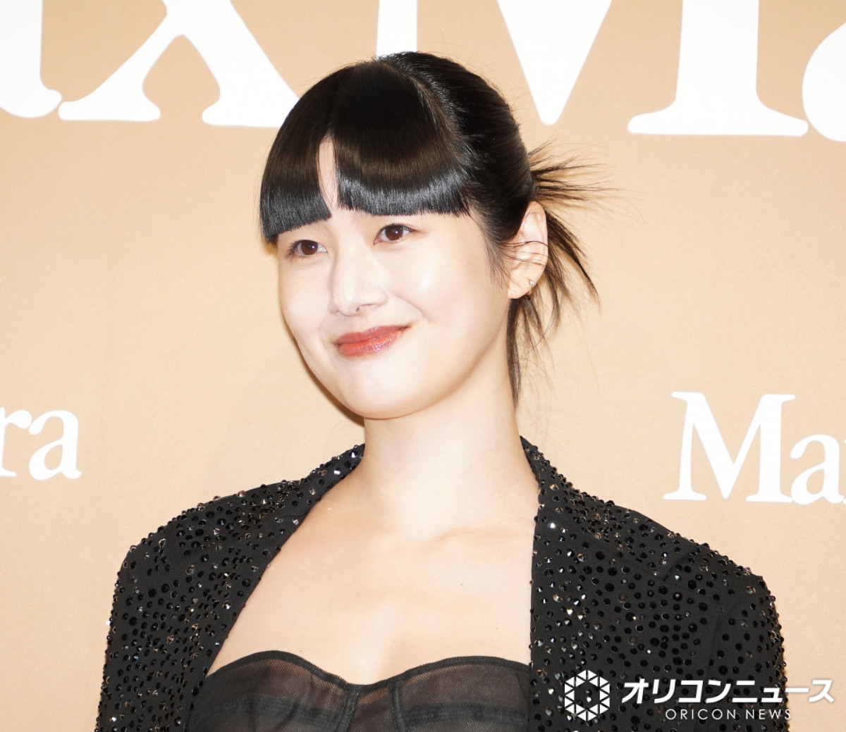 画像・写真 | TWICE・ツウィ、きらびやかなドレス姿で魅了 “ゆるぎない自信”を語る 16枚目 | オリコンニュース（ORICON NEWS）